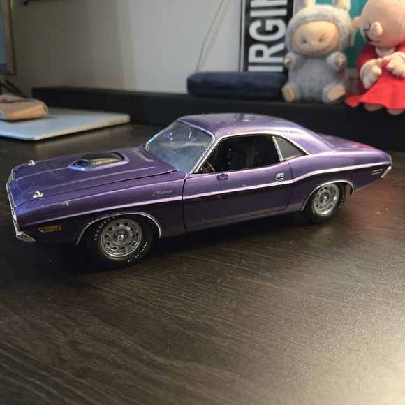 ACME | Toys | Acme 18 Scale 197 Dodge Challenger Rt A1806014h Limited ...
